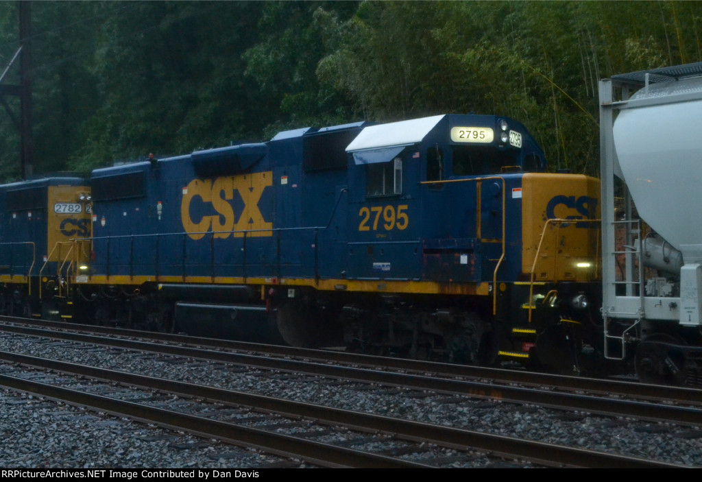 CSX GP38-2 2795 trails on C764-07